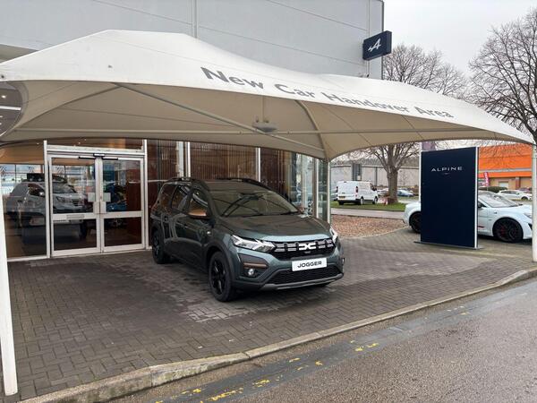 Renault Cardiff | Car dealership in Cardiff | AutoTrader