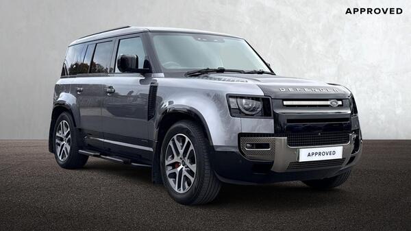 Pentland Land Rover Edinburgh Fort Kinnaird | Car dealership in ...