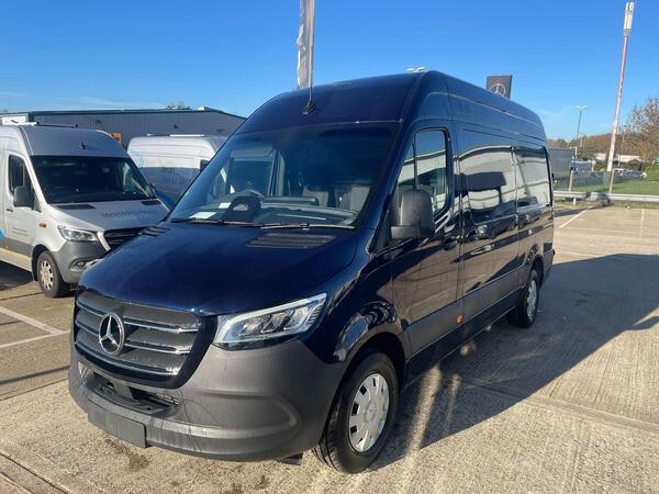 Rossetts Commercials - Crawley | Van dealership in Crawley | Autotrader