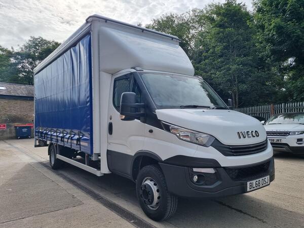 Used Curtain Side Vans for sale | AutoTrader Vans