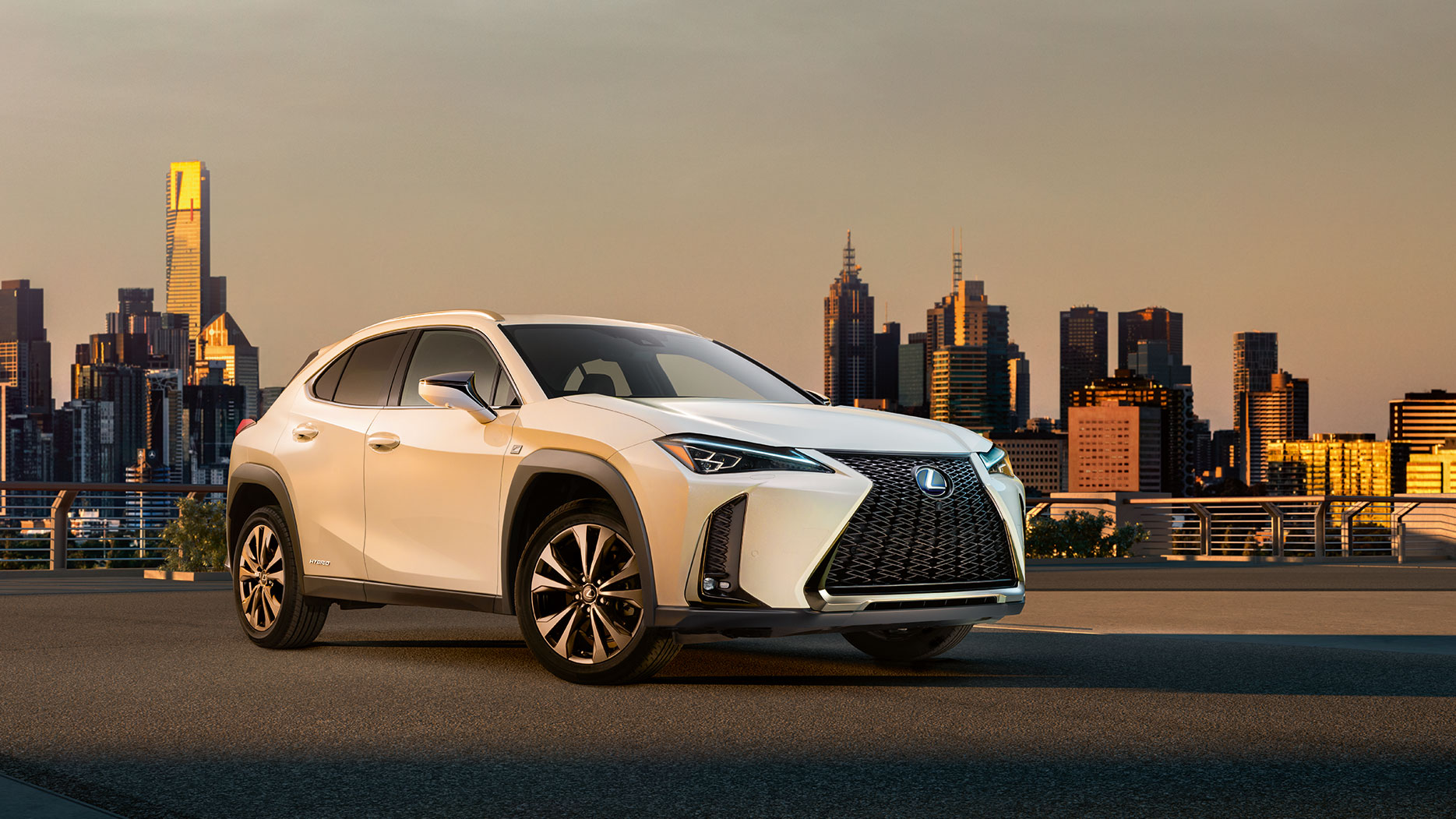 Lexus reveals new UX small SUV ahead of Geneva Motor Show | Autotrader
