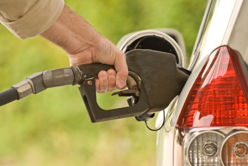 What to do if your tank is empty or nearly empty | Autotrader