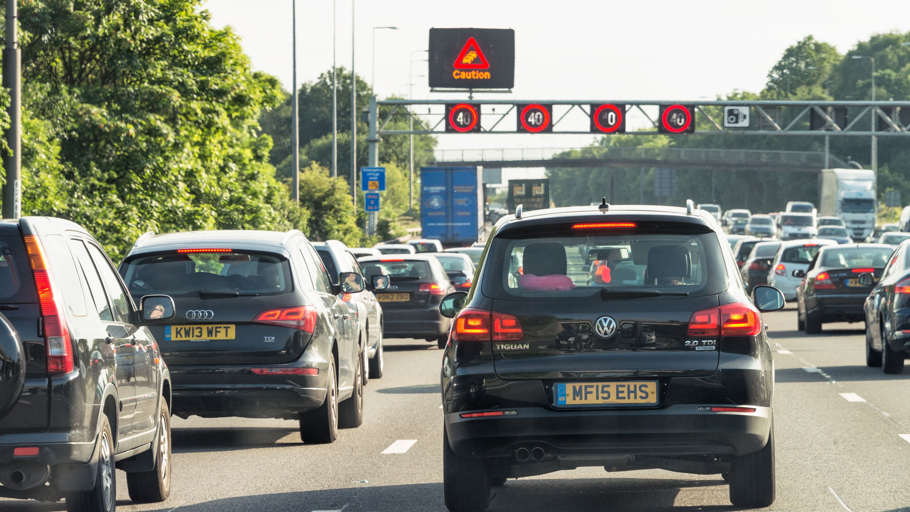What are smart motorways? (2025 update) | Autotrader