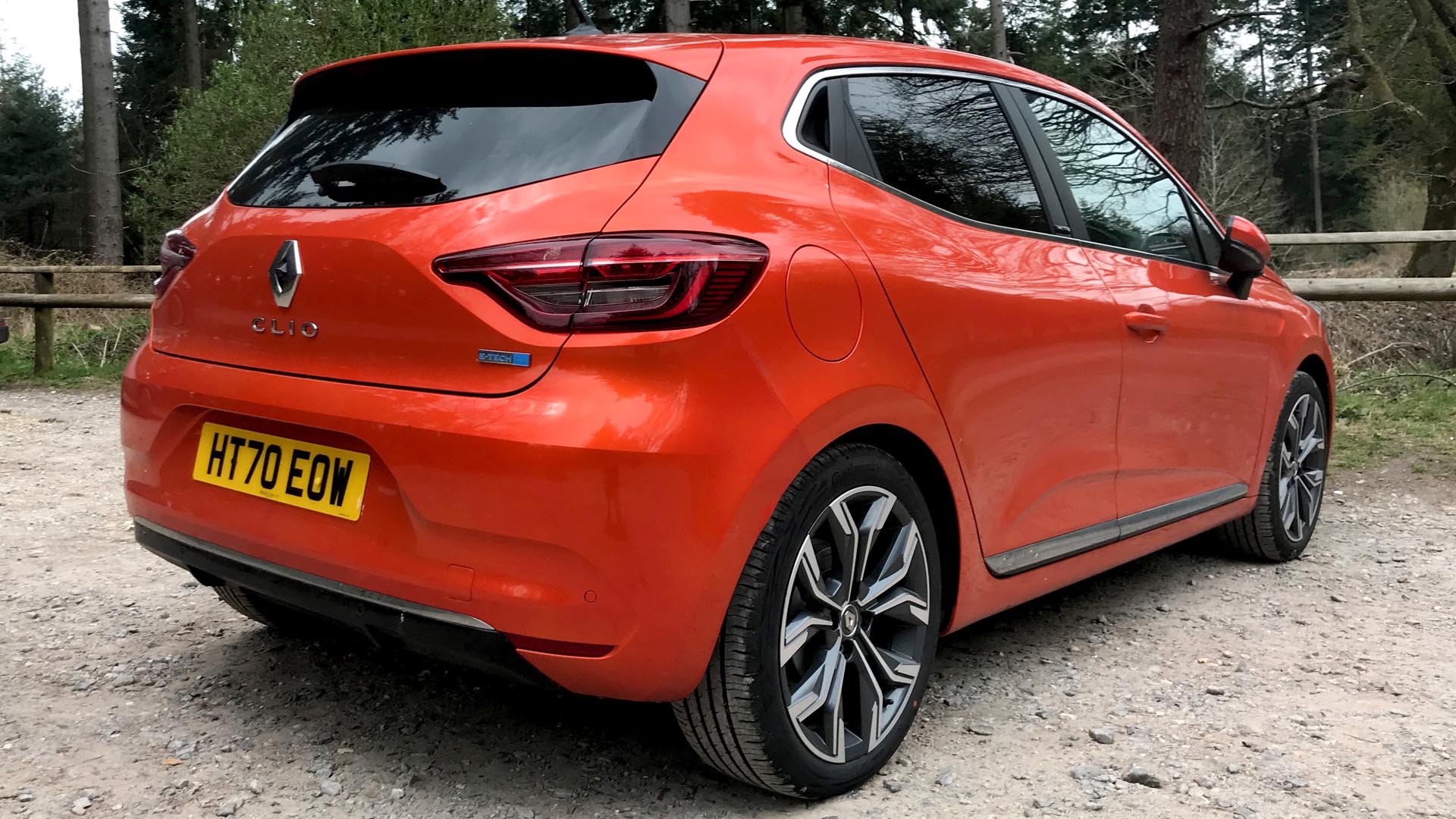 Renault Clio Review & Prices 2023 | AutoTrader UK