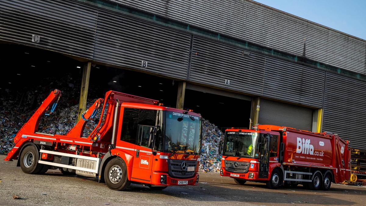 Biffa boost their Mercedes-Benz Econic fleet | Auto Trader UK