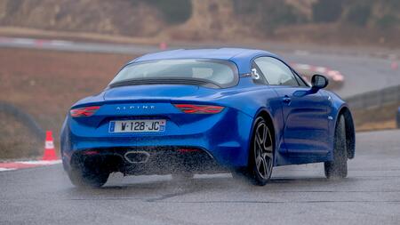 Best sports cars 2019 | Auto Trader UK