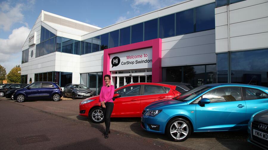 The REV Test: How to buy a car. Online vs supermarket vs boutique ...