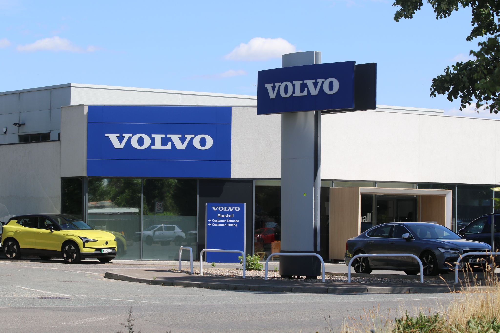 Marshall Volvo Cambridge | Car dealership in Cambridge | Autotrader