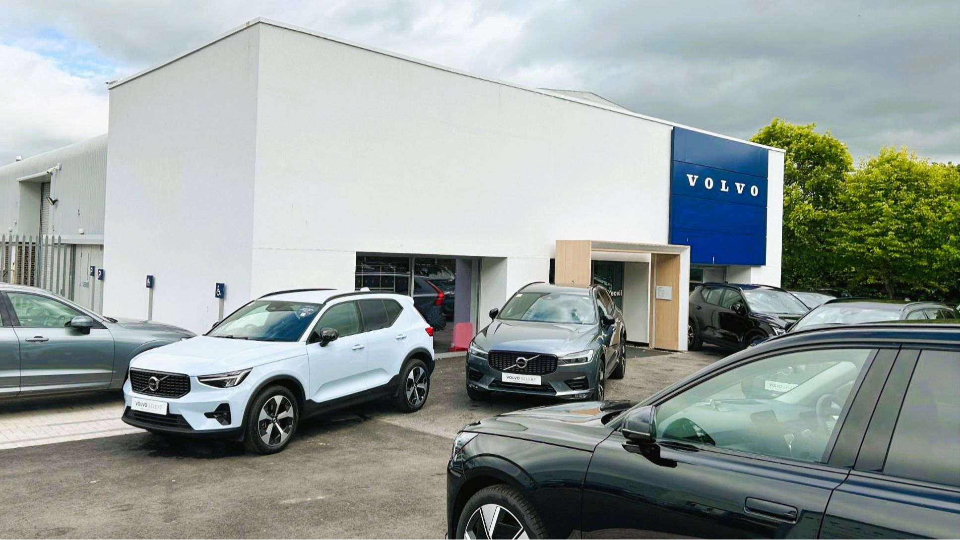 Vertu Volvo Yeovil | Car dealership in Yeovil | Autotrader