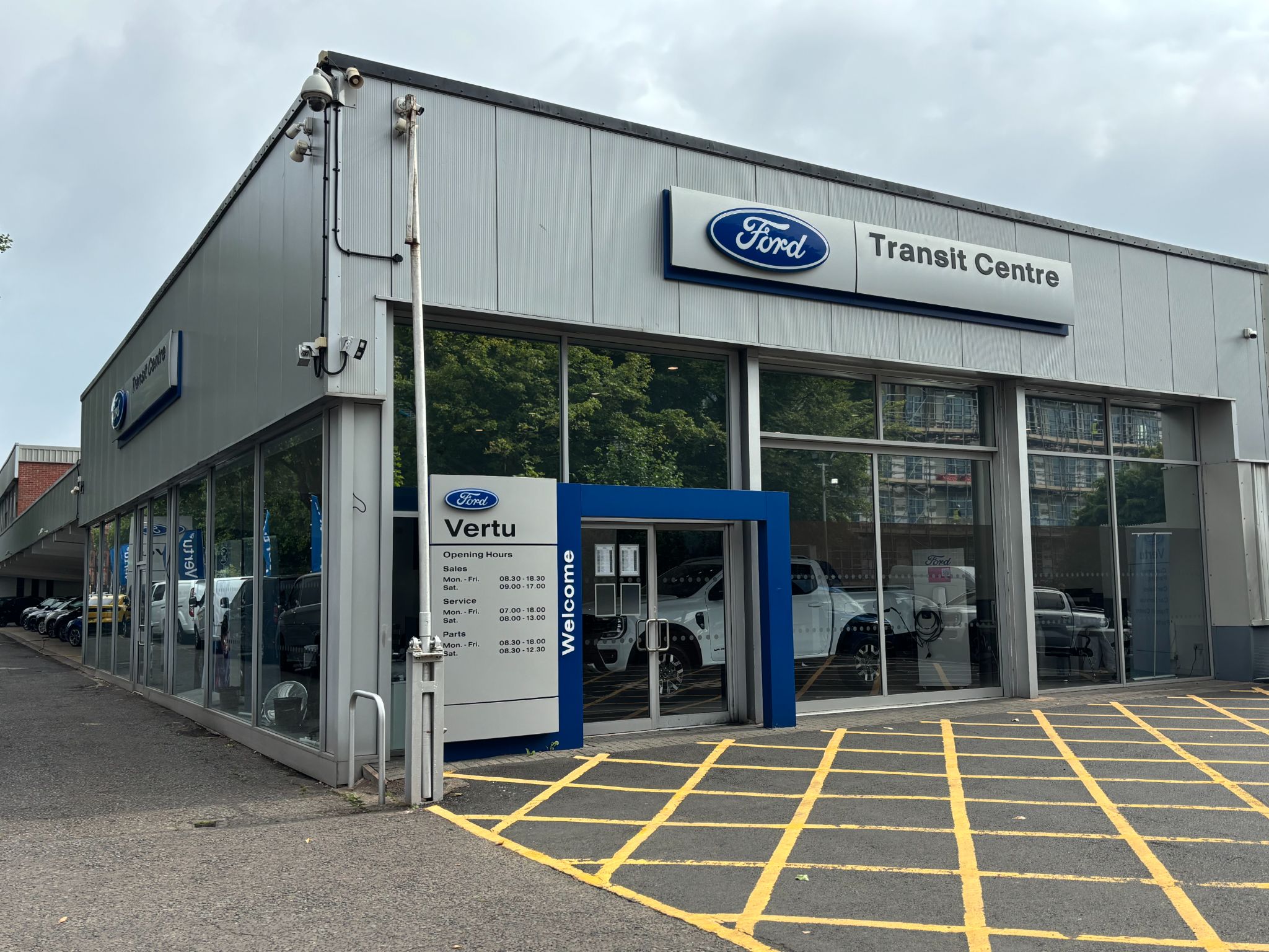 Vertu Ford Birmingham Commercials | Van dealership in Birmingham ...