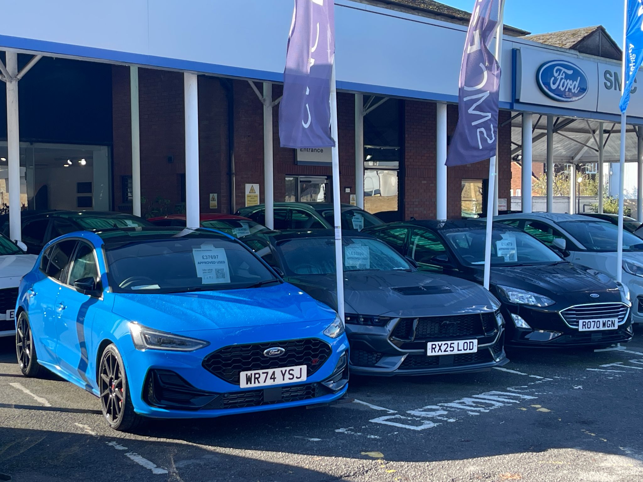 SMC FORD - UXBRIDGE | Car dealership in Uxbridge | Autotrader
