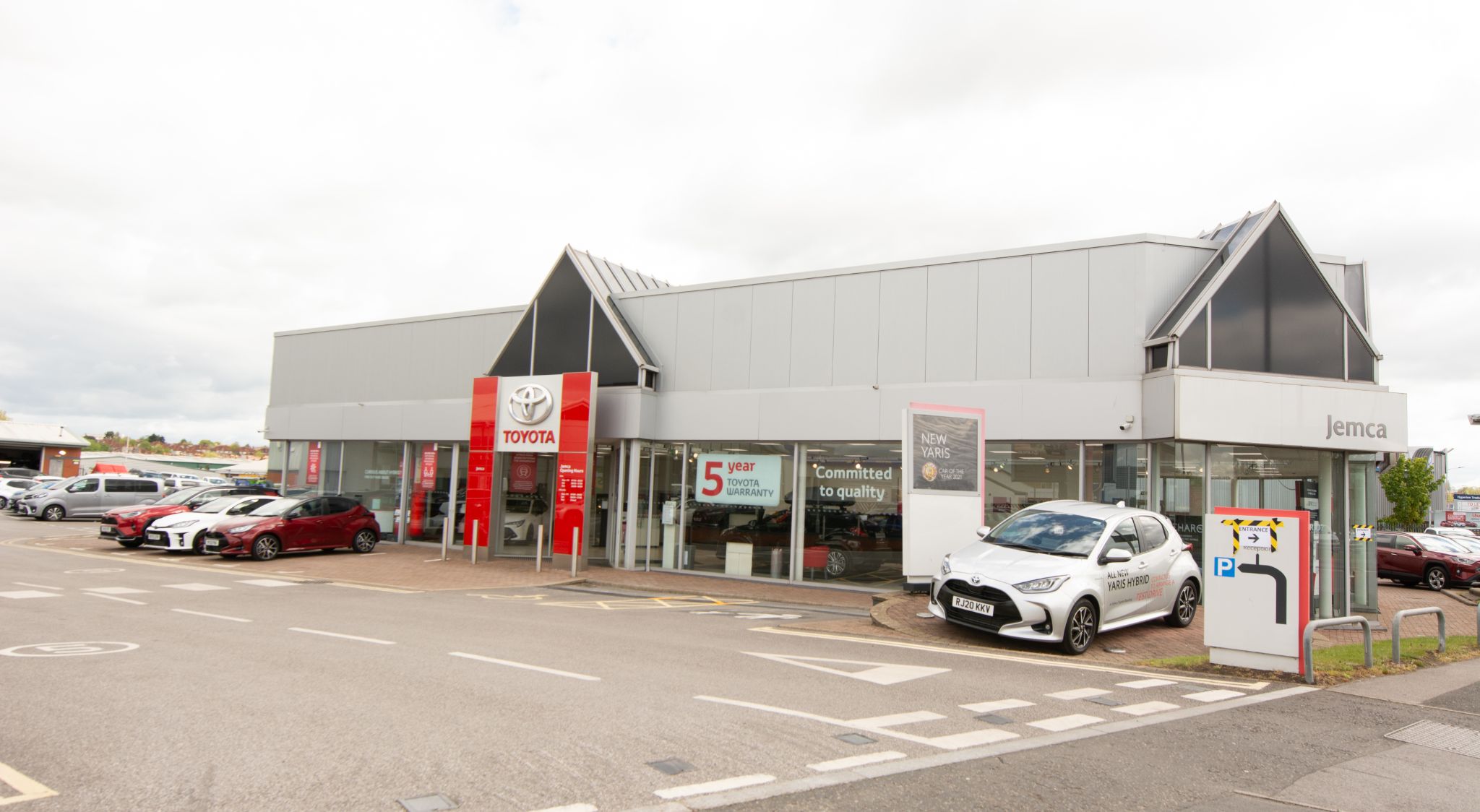 Jemca Toyota Reading | Car dealership in Reading | AutoTrader