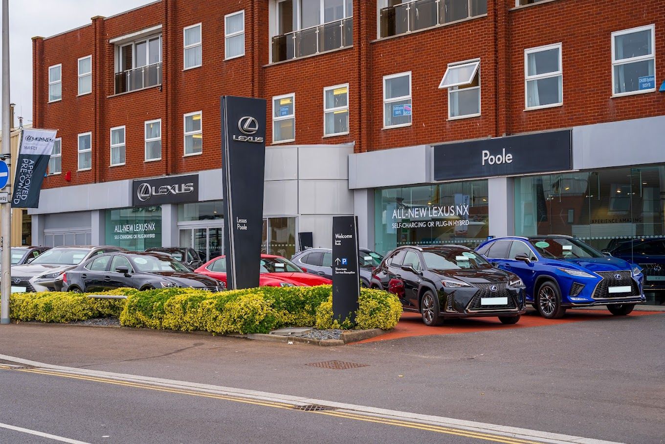 Lexus Bournemouth | Car dealership in Poole | Autotrader