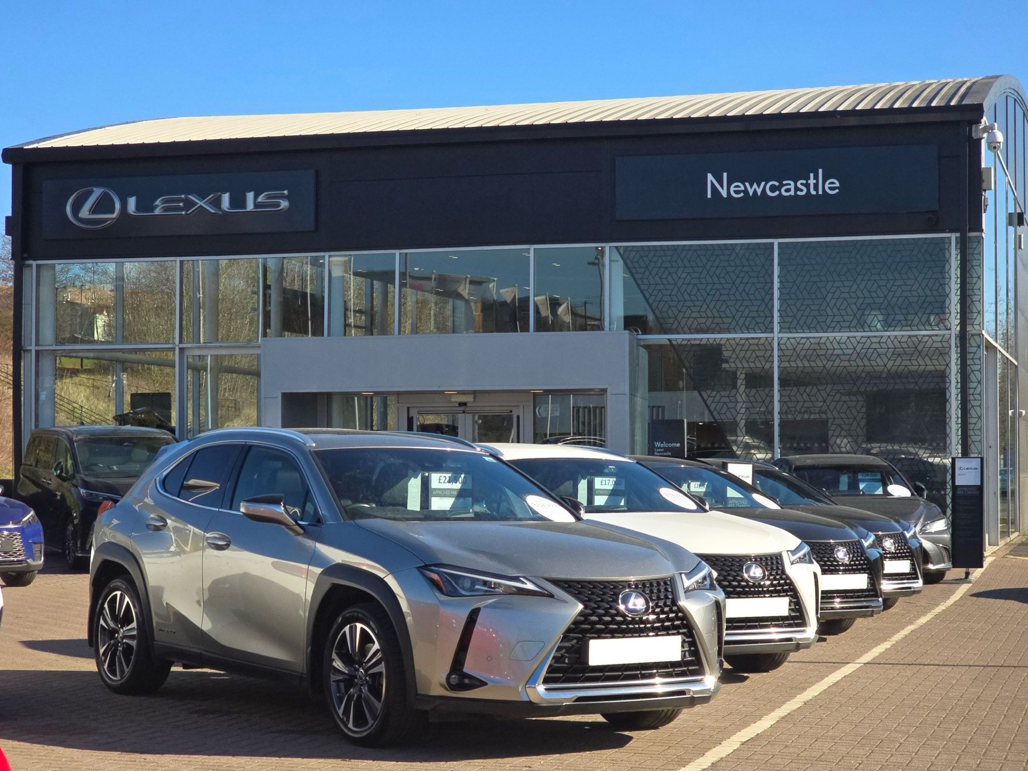 Newcastle Lexus Scotswood Road | Car dealership in Newcastle Upon Tyne ...