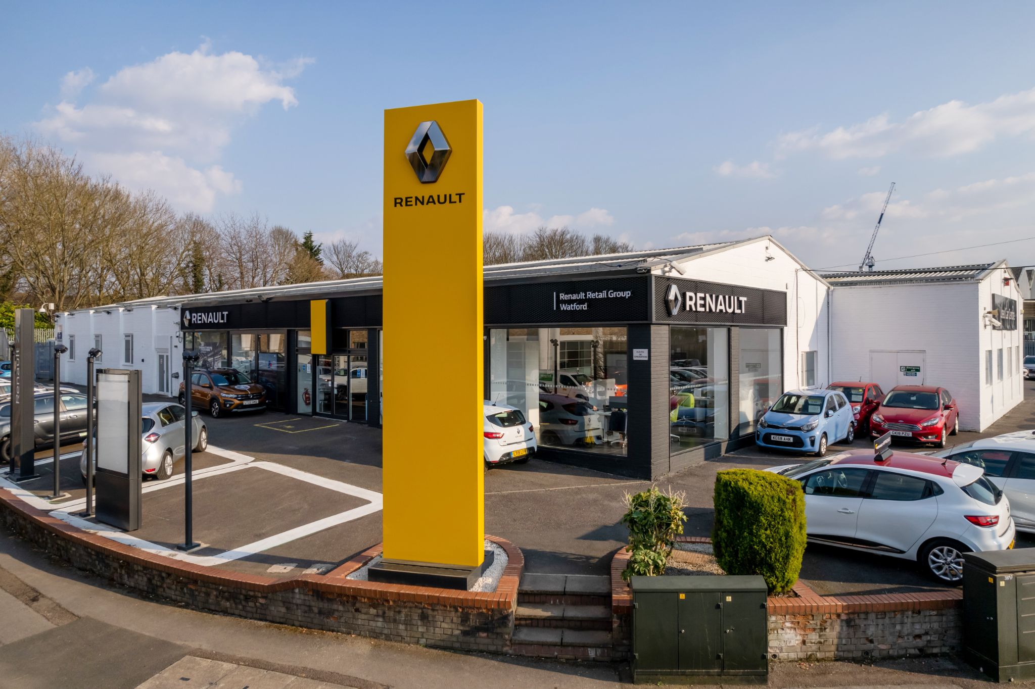 Renault Watford | Car dealership in Watford | AutoTrader