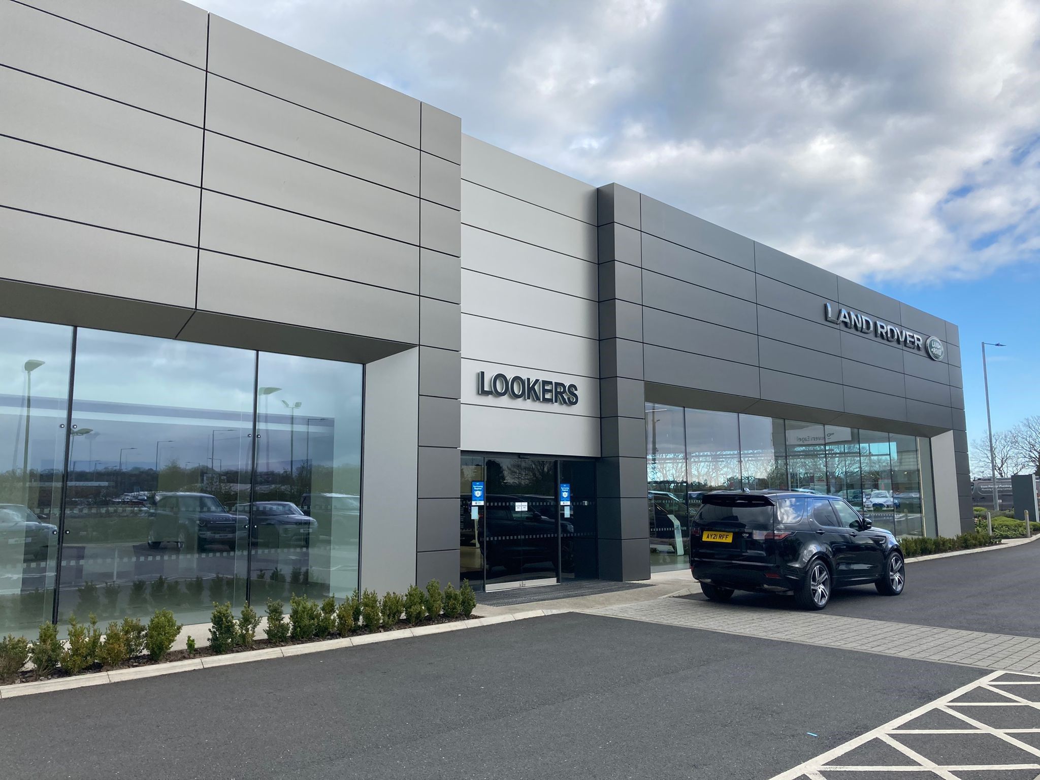 Lookers Land Rover Colchester | Car dealership in Colchester | Autotrader