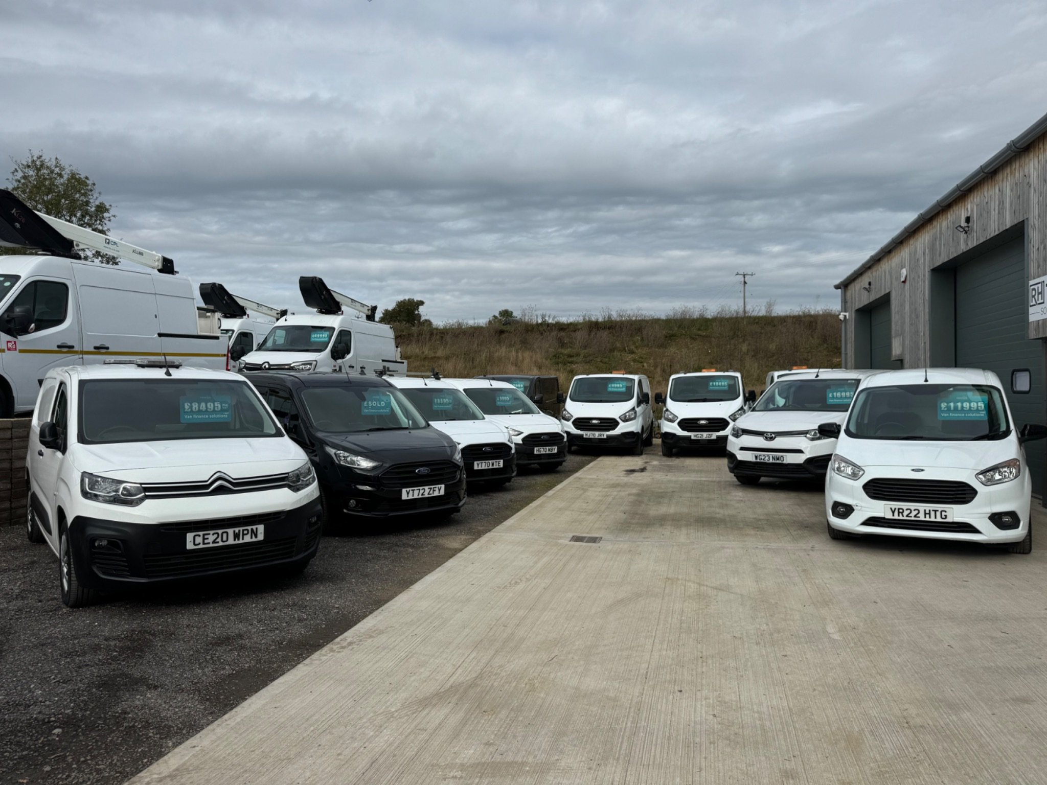 RH Commercials | Van dealership in Sidmouth | Autotrader