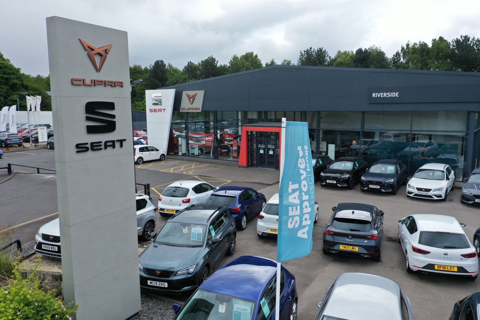 Riverside Seat Hull | Car dealership in Hull | Autotrader