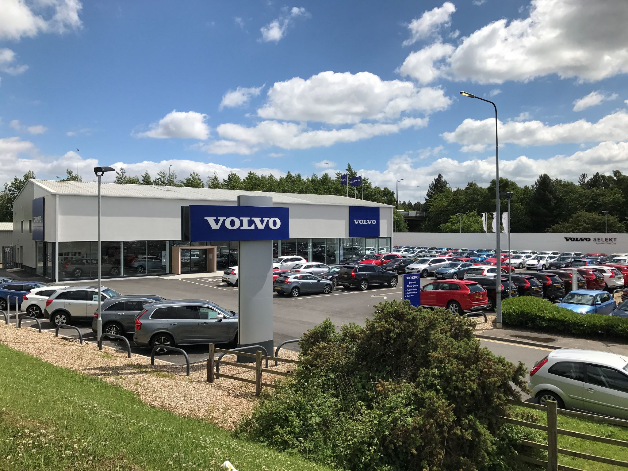 Riverside Volvo Hull | Car dealership in Hull | Autotrader