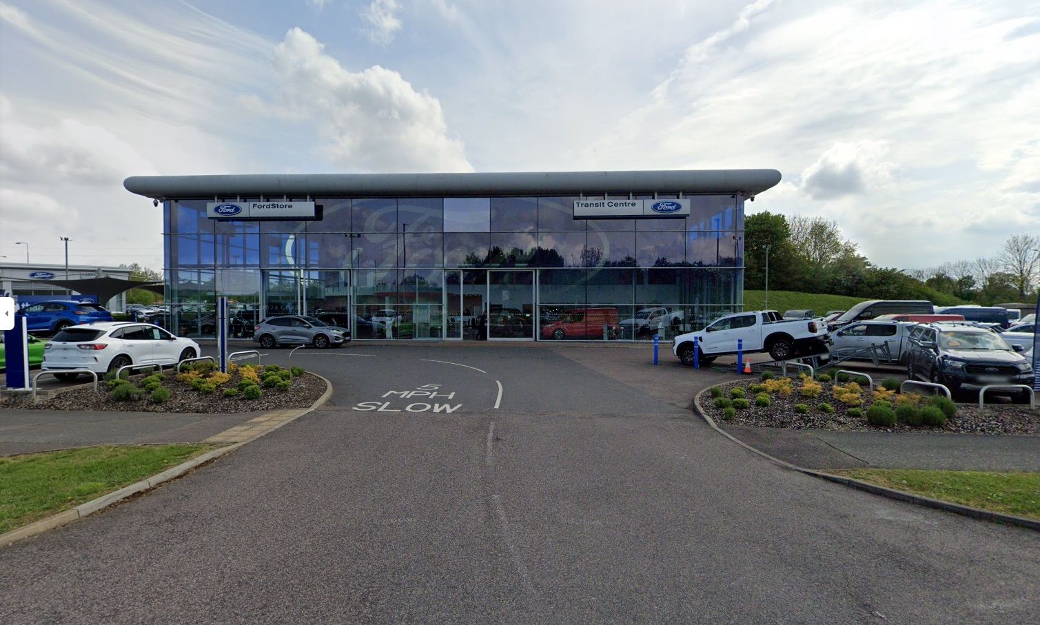 ESSEX FORD - DUNTON | Car dealership in Basildon | Autotrader