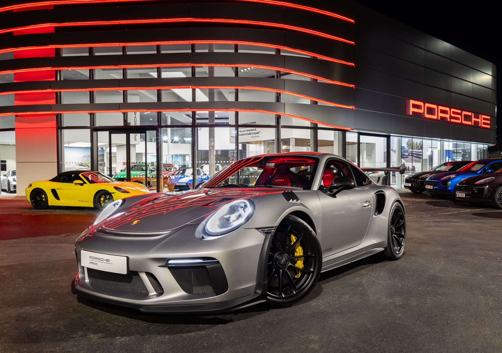 Porsche Centre High Wycombe | Car dealership in High Wycombe | Autotrader