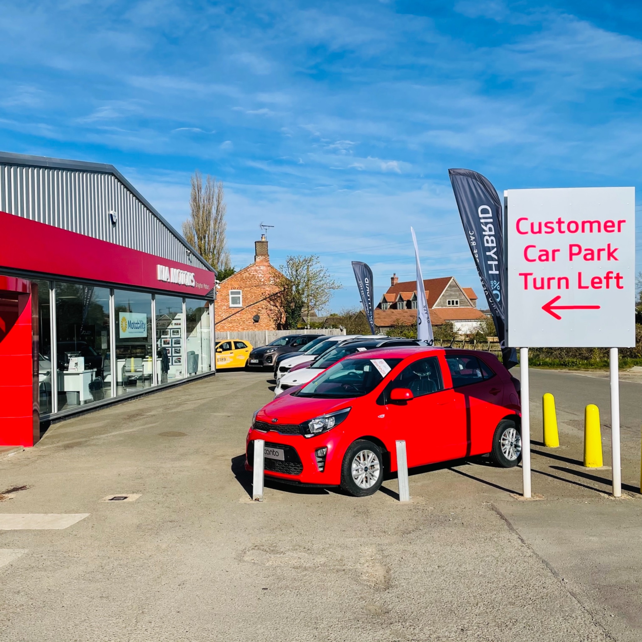 Drayton Motors Kia Boston | Car dealership in Boston | AutoTrader