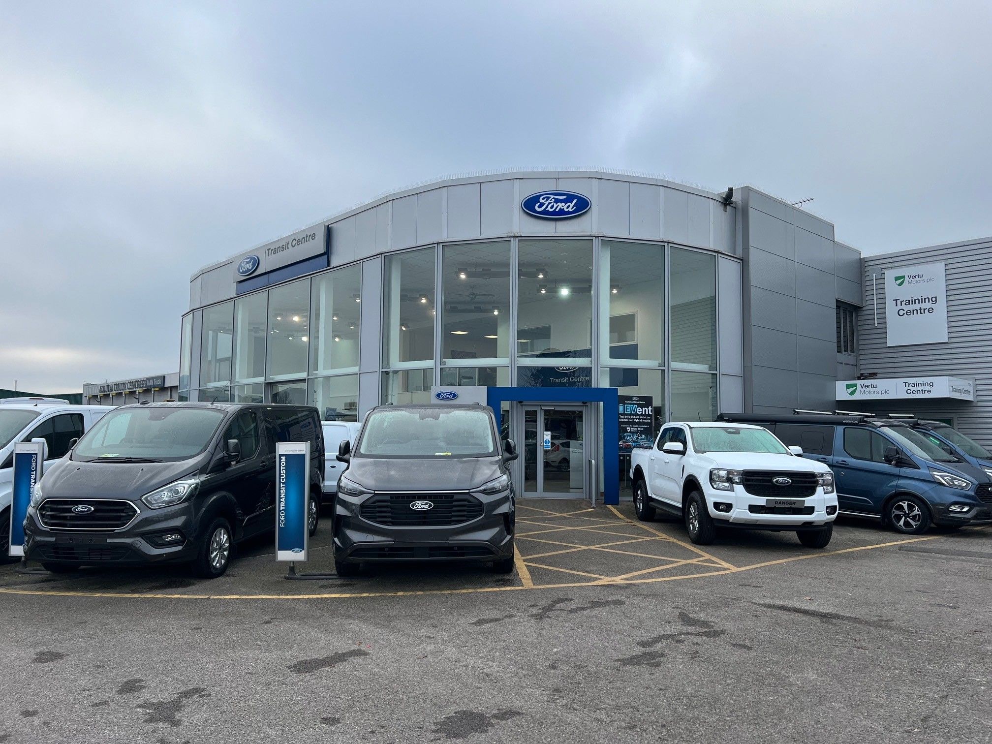 Vertu Ford Gloucester Commercials | Van dealership in Gloucester ...