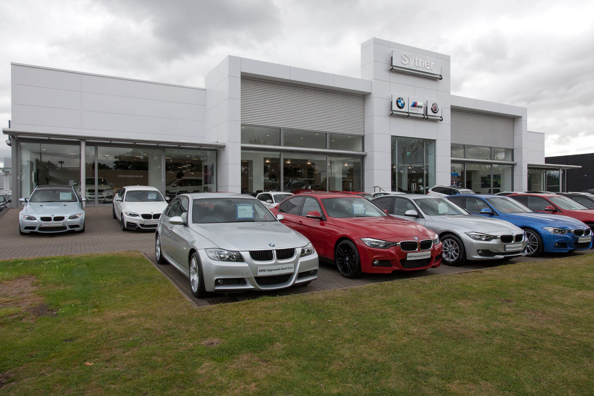 Sytner Nottingham BMW | Car dealership in Nottingham | Autotrader