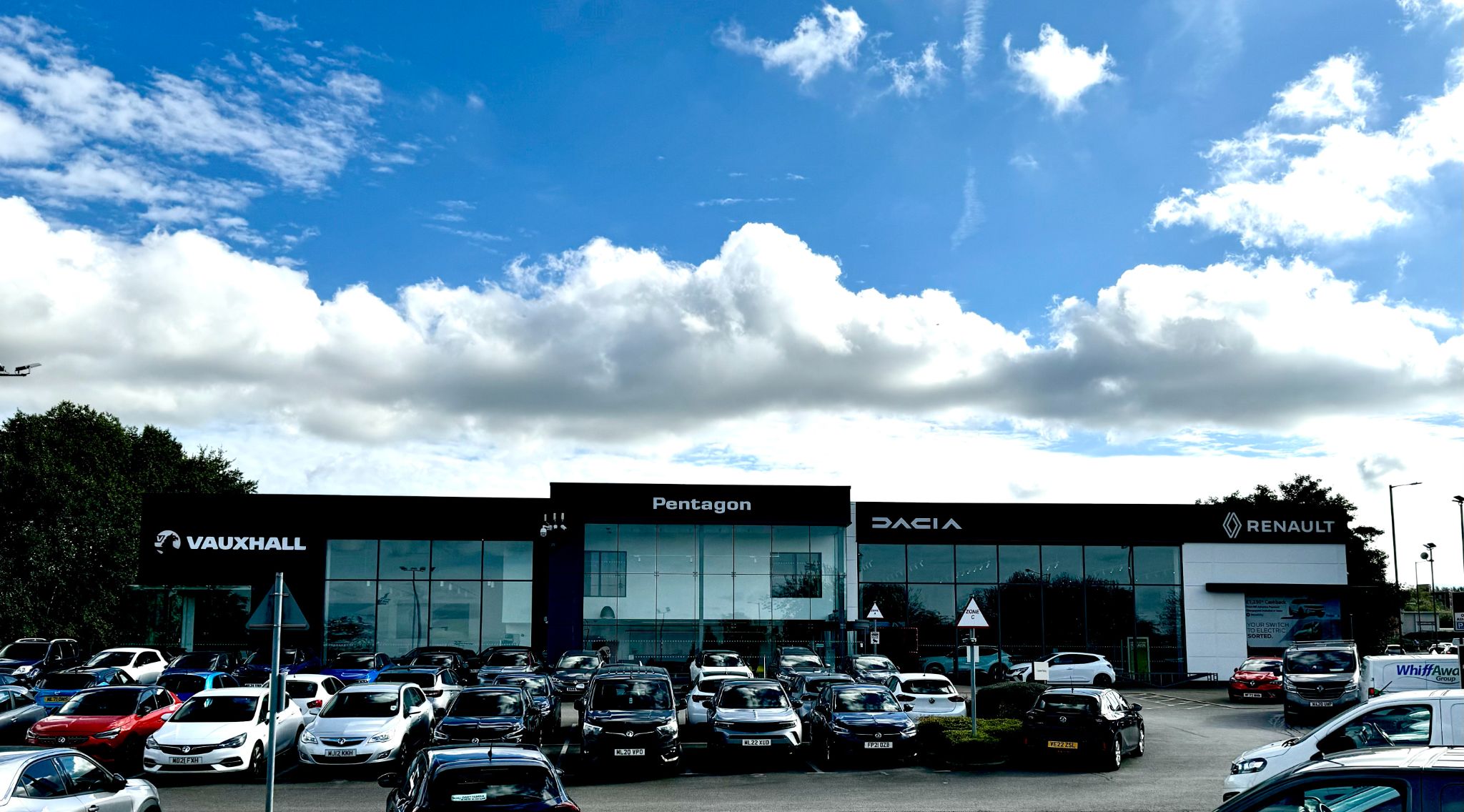 Pentagon Oldham | Car dealership in Oldham | Autotrader