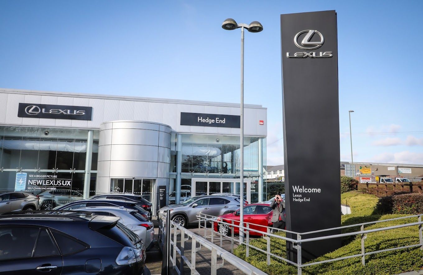 Lexus Hedge End | Car dealership in Southampton | Autotrader