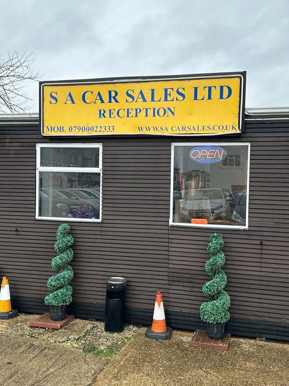 S A CAR SALES | Car dealership in West Molesey | Autotrader