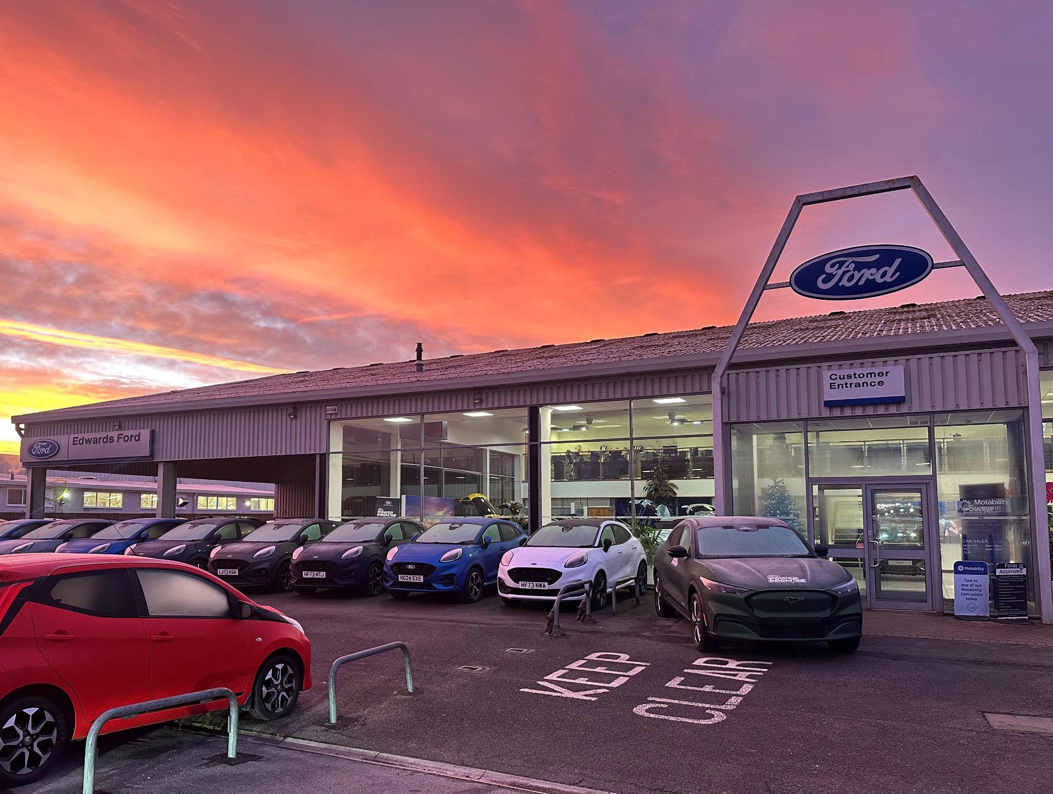 Edwards Ford | Car dealership in Salisbury | Autotrader