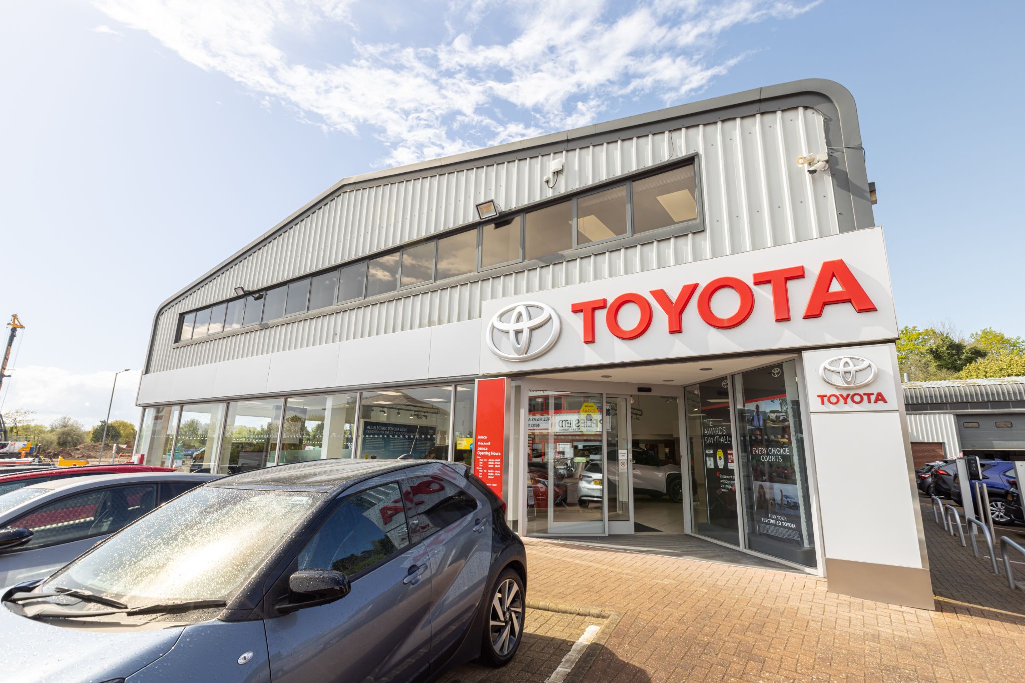 Jemca Toyota Bracknell | Car dealership in Bracknell | Autotrader