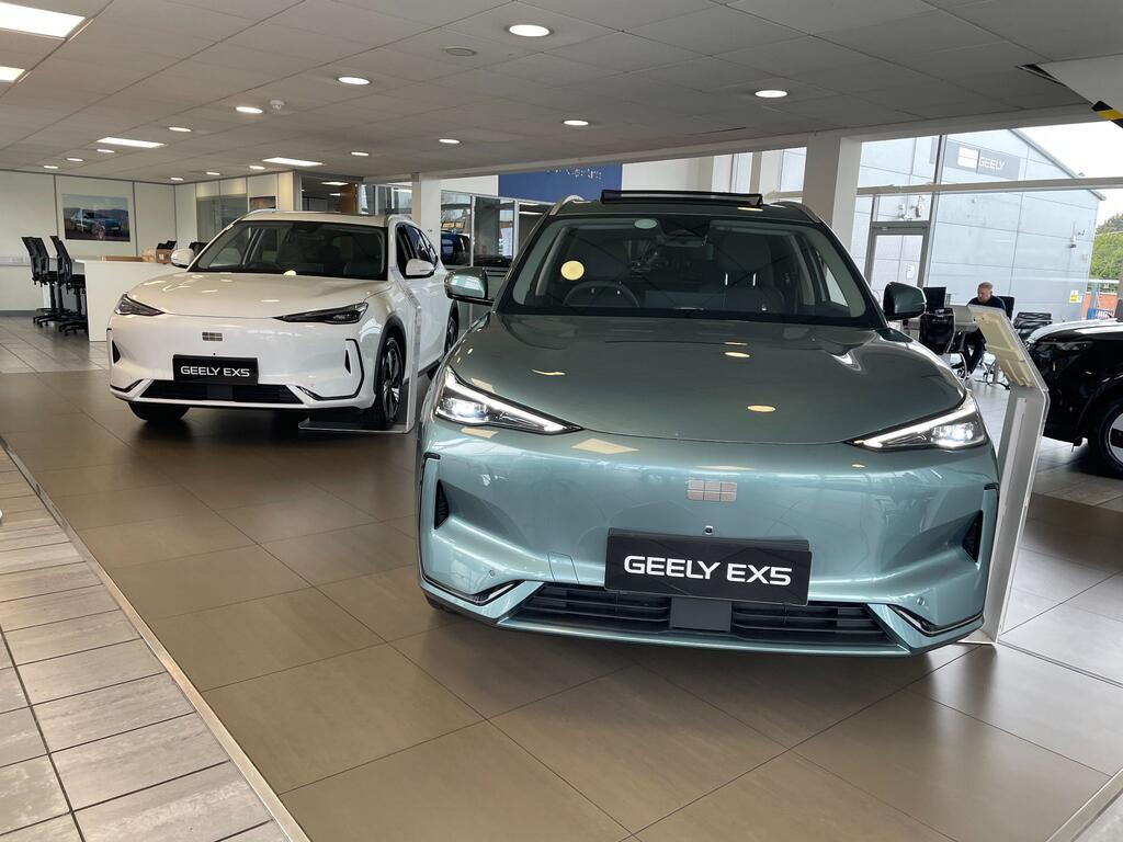 Lookers Geely Leeds | Car dealership in Leeds | Autotrader