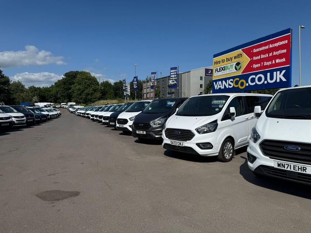 Vansco Southampton Airport | Van dealership in Southampton | Autotrader