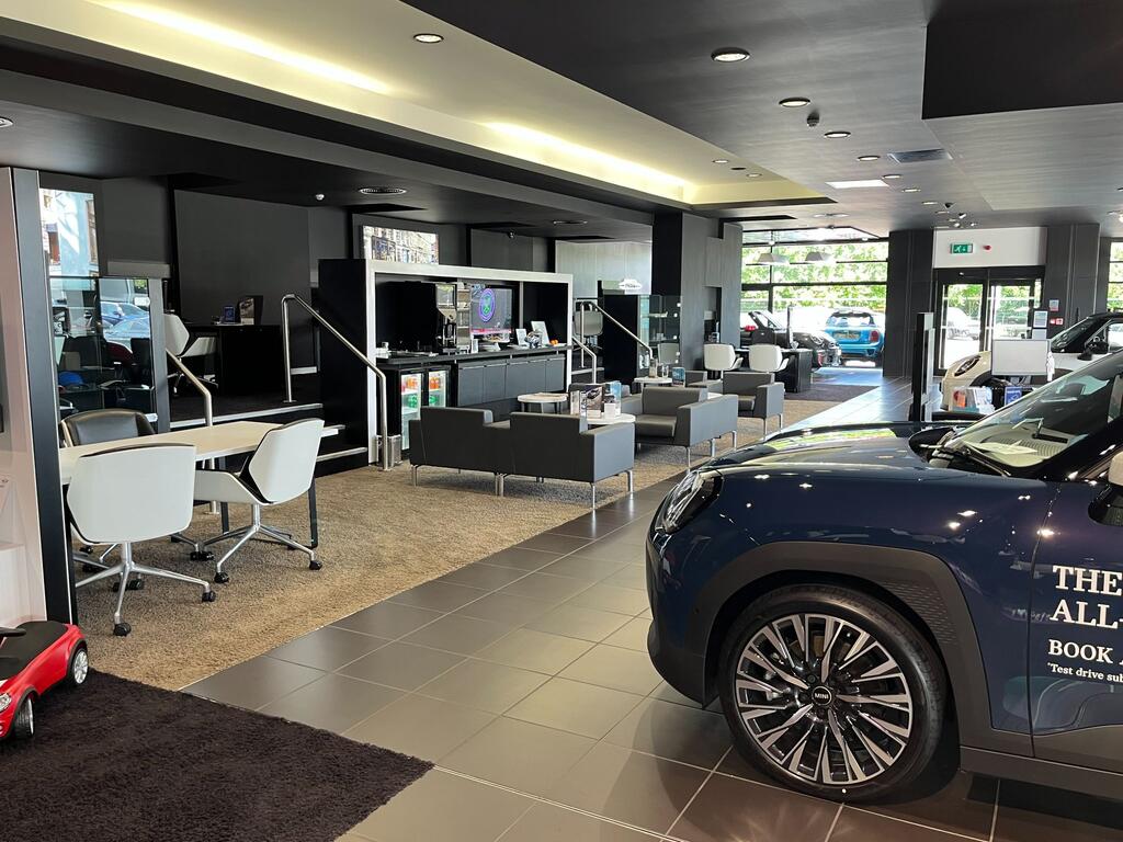 Williams Bolton Mini | Car dealership in Bolton | Autotrader