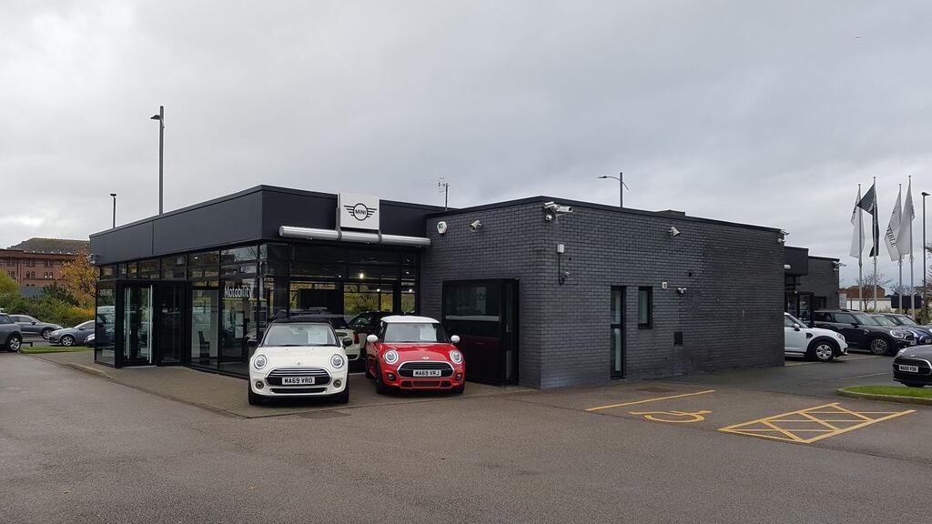 Williams Liverpool Mini | Car dealership in Liverpool | Autotrader