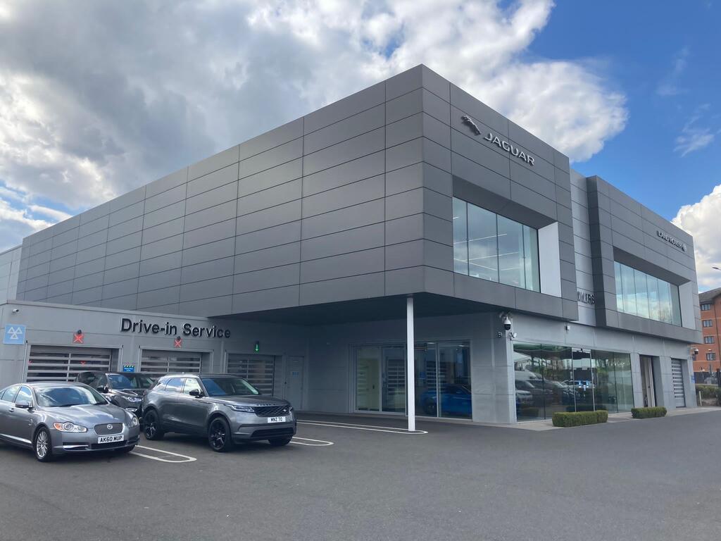 Lookers Land Rover West London | Car dealership in London | Autotrader