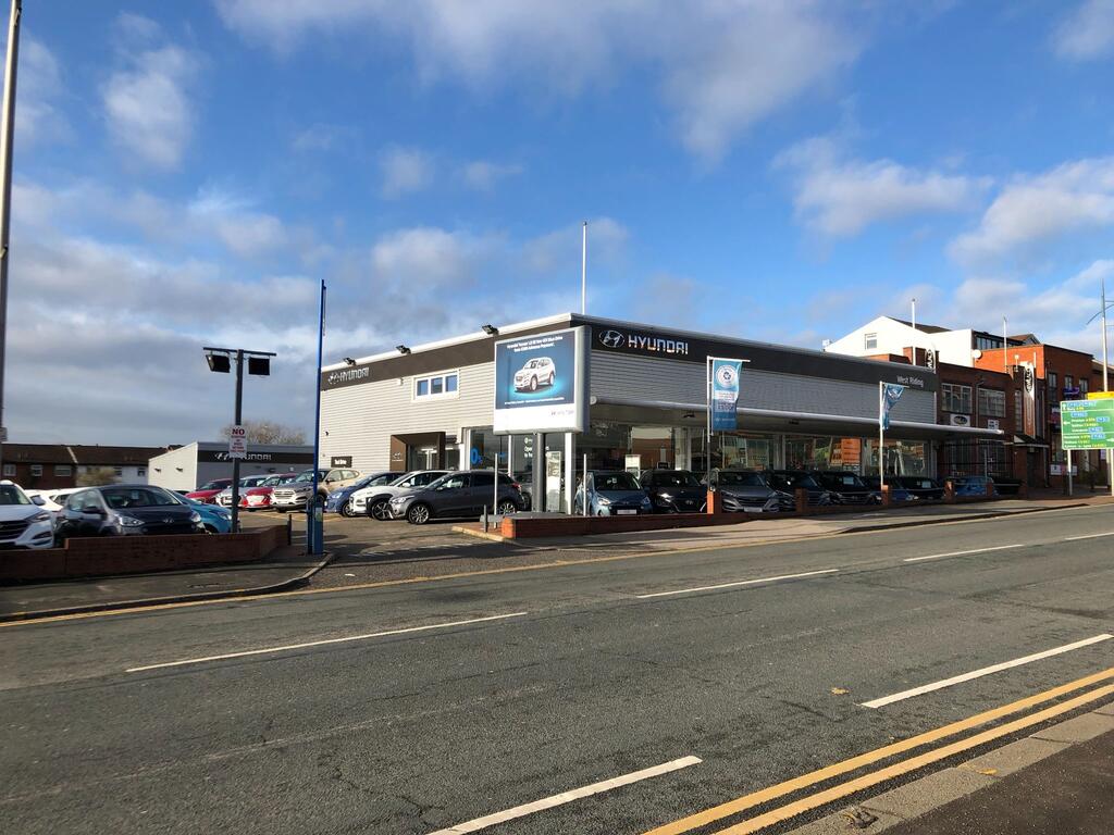 West Riding Hyundai Manchester | Car dealership in Salford | AutoTrader