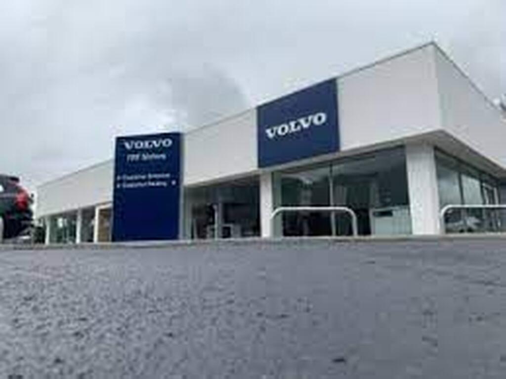 FRF Volvo | Car dealership in Swansea | AutoTrader