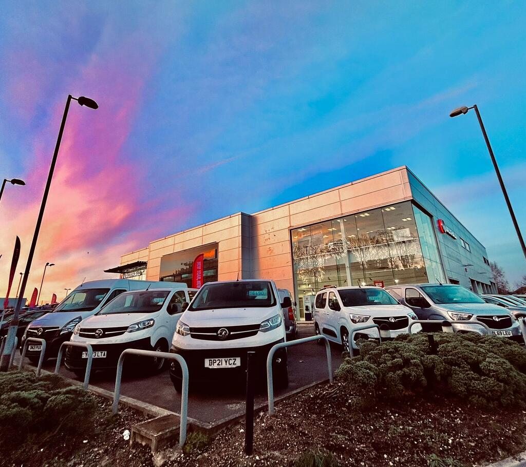 Hendy Vauxhall Poole Commercial | Van dealership in Poole | Autotrader