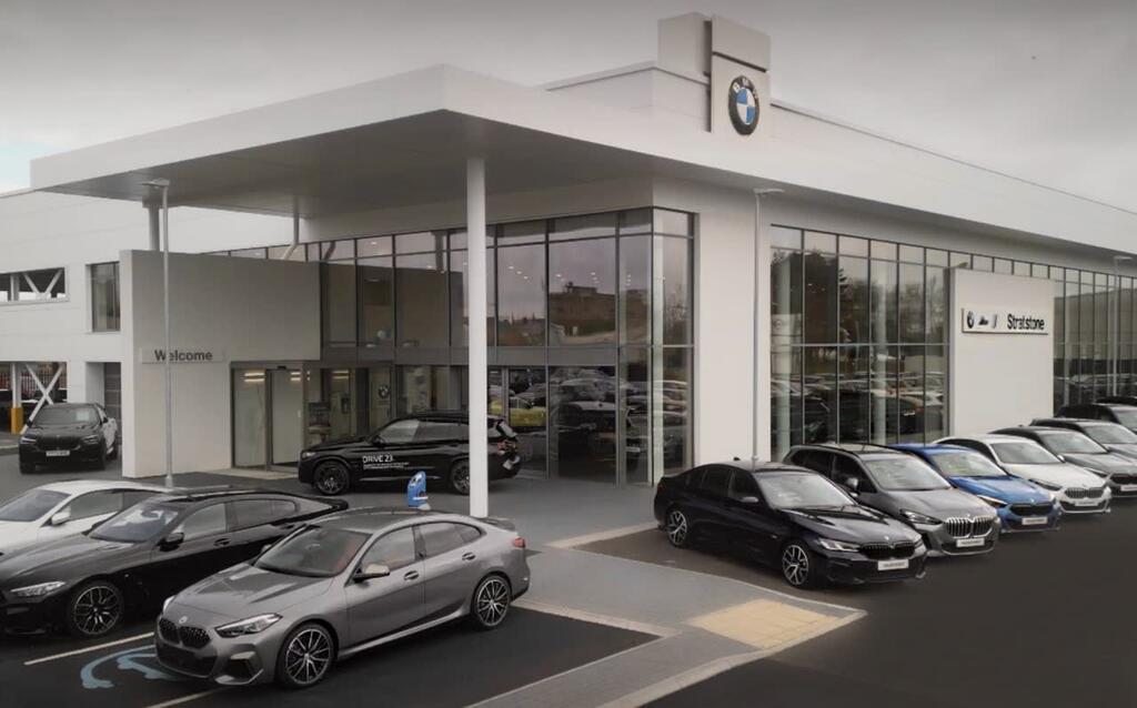 Stratstone Bmw Hull | Car dealership in Hull | AutoTrader