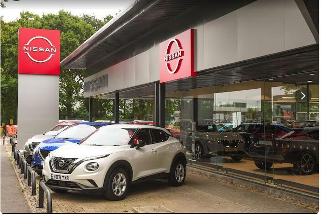 Hendy Nissan Van Centre Crawley | Van dealership in Crawley | Autotrader