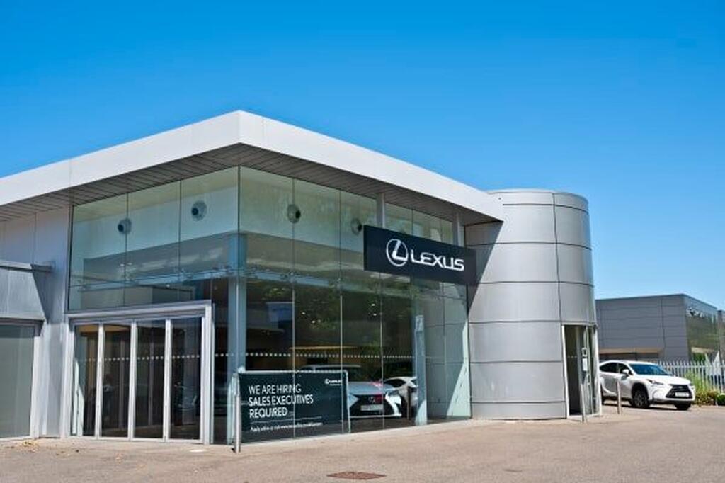 Lexus Canterbury | Car dealership in Canterbury | AutoTrader