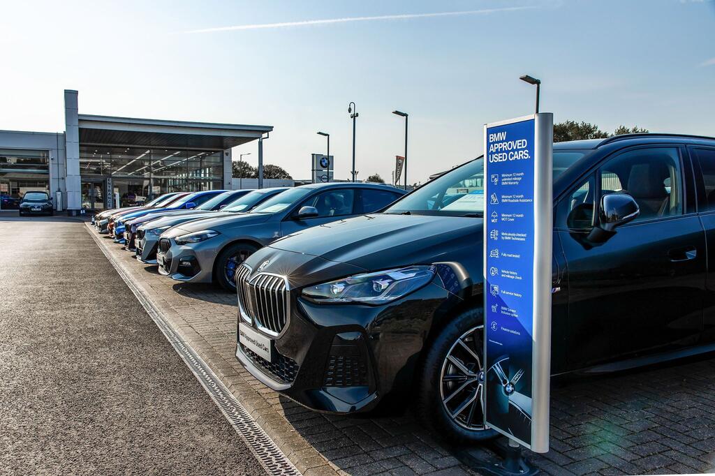 Bowker BMW Blackburn | Car dealership in Blackburn | Autotrader