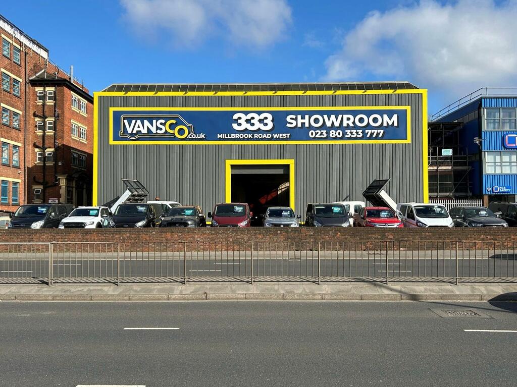 Vansco 333 Showroom Southampton | Car dealership in Southampton ...