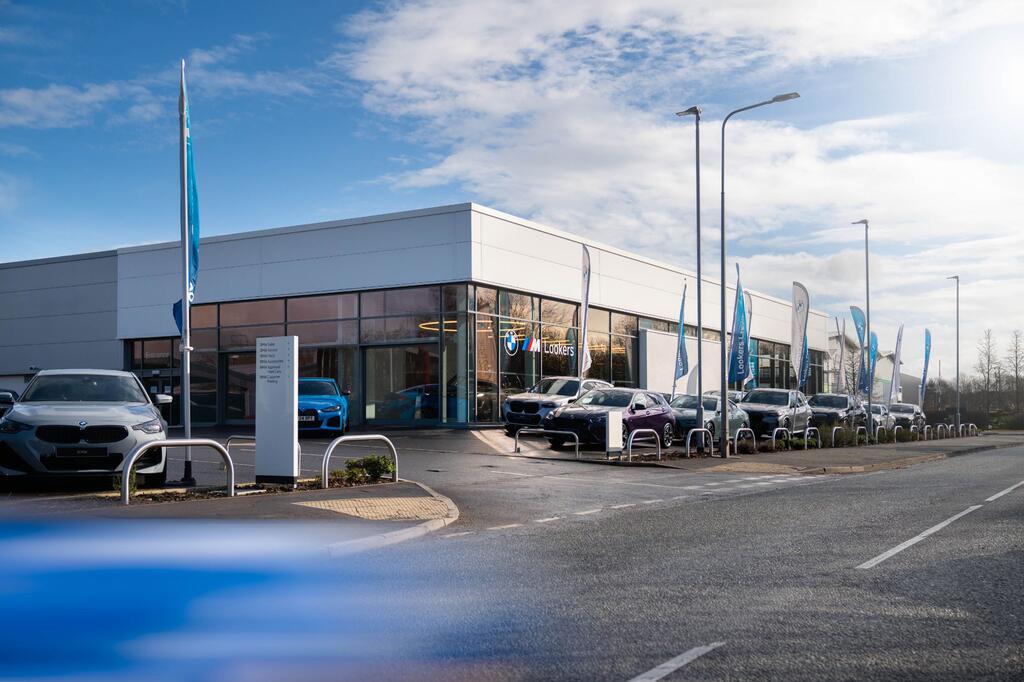 Lookers BMW Crewe | Car dealership in Crewe | Autotrader