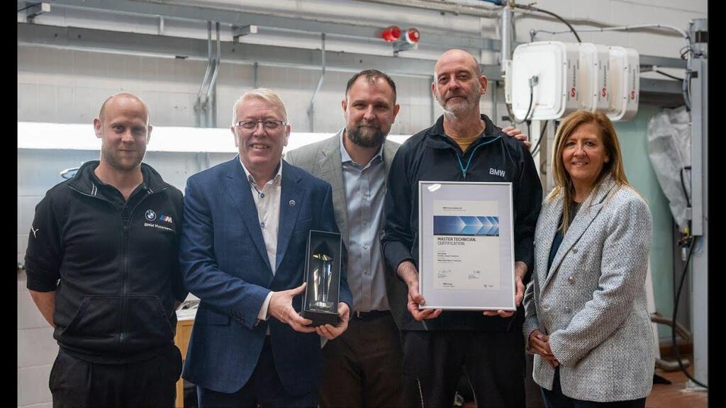 Snows BMW Portsmouth | Car dealership in Portsmouth | AutoTrader