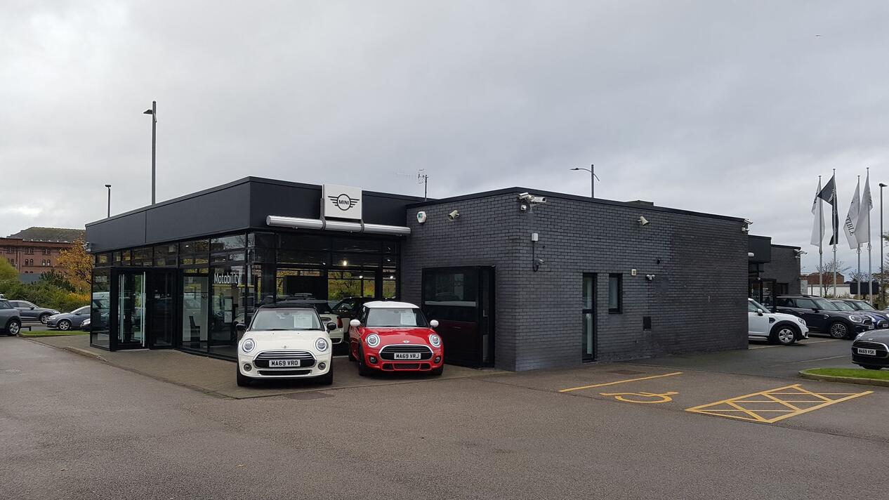 Williams Liverpool Mini | Car dealership in Liverpool | Autotrader