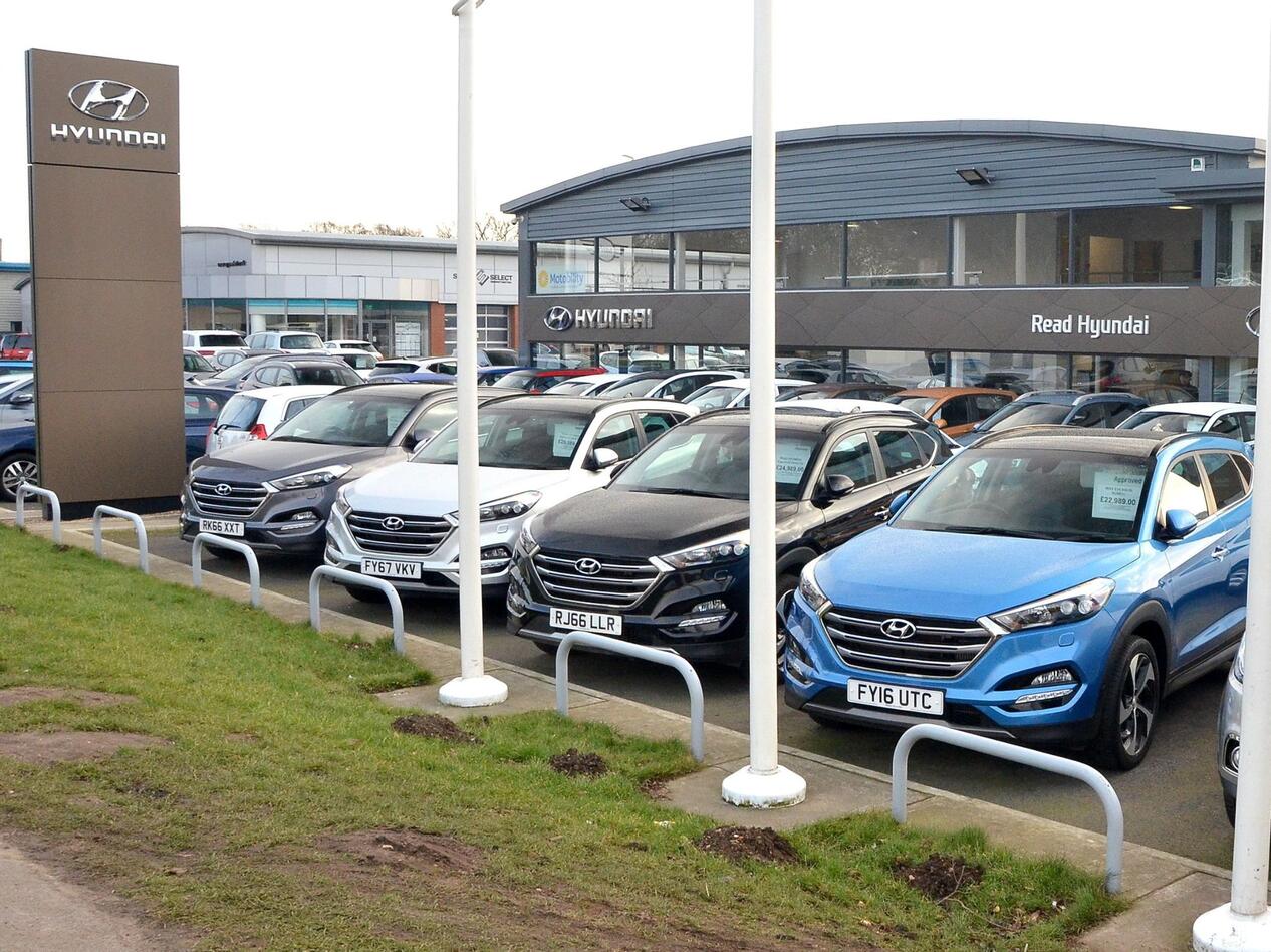 Read Hyundai Lincoln | Car dealership in Lincoln | Autotrader